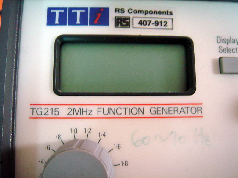 TTI TG215 Function Generator - 裕益科技自動化設備可程式編碼器PLC分散式控制系統DCS